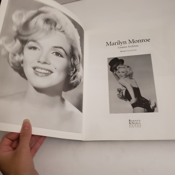 Marilyn Monroe | Other | Marilyn Monroe Unseen Archives By Marie ...